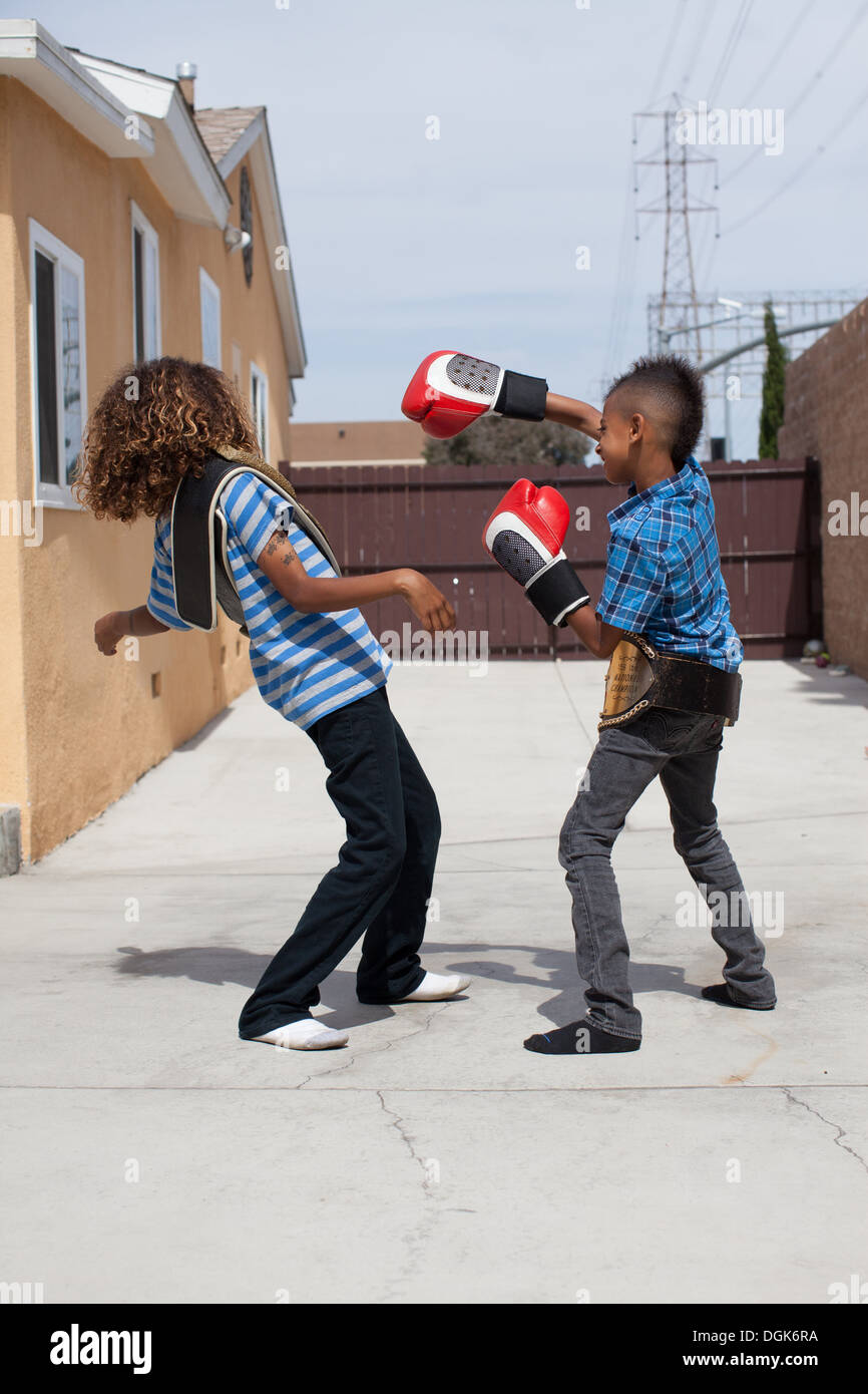 Boys Boxing High Resolution Stock Photography and Images - Alamy