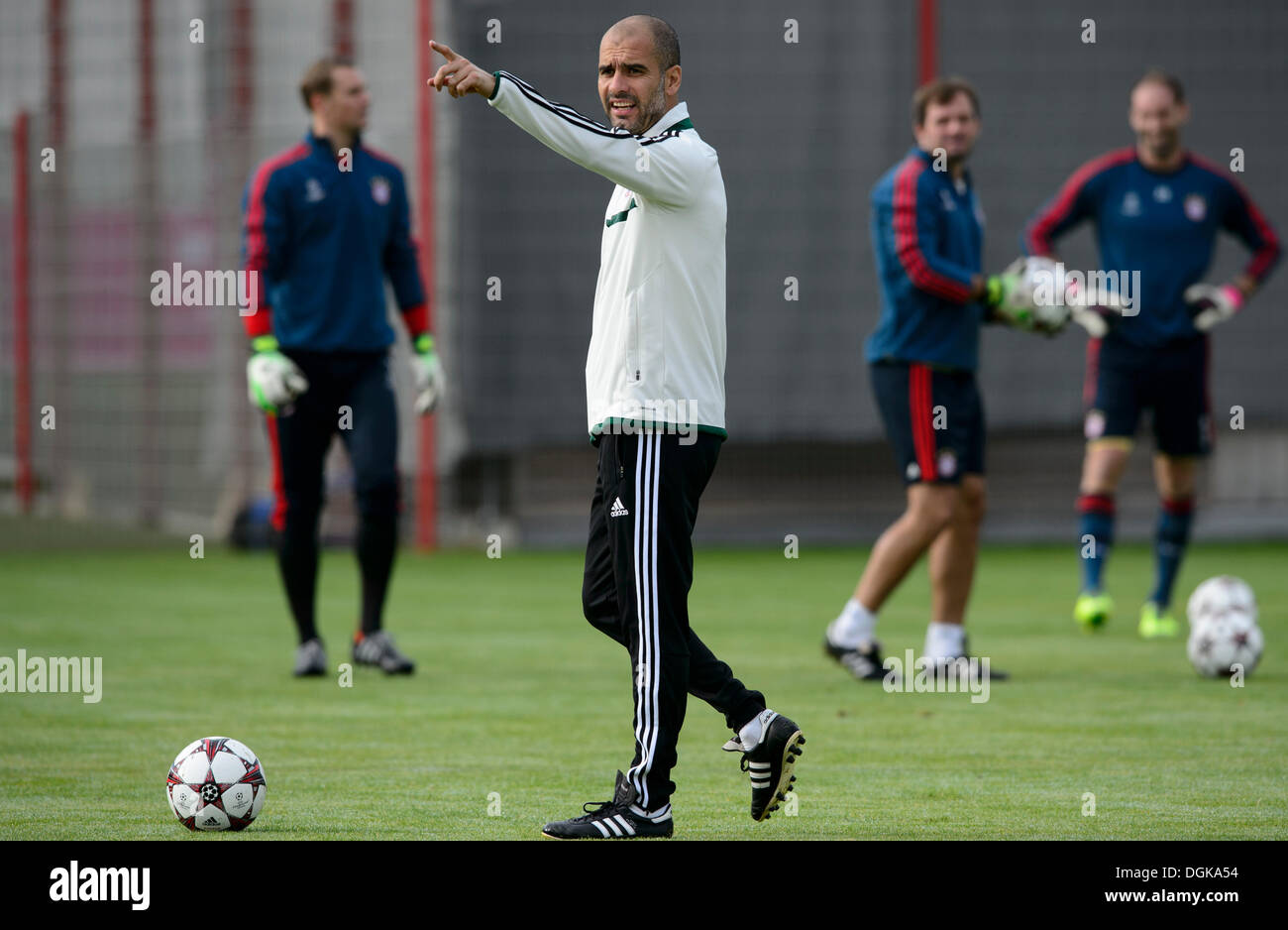 Pep guardiola muenchen hi-res stock photography and images - Alamy
