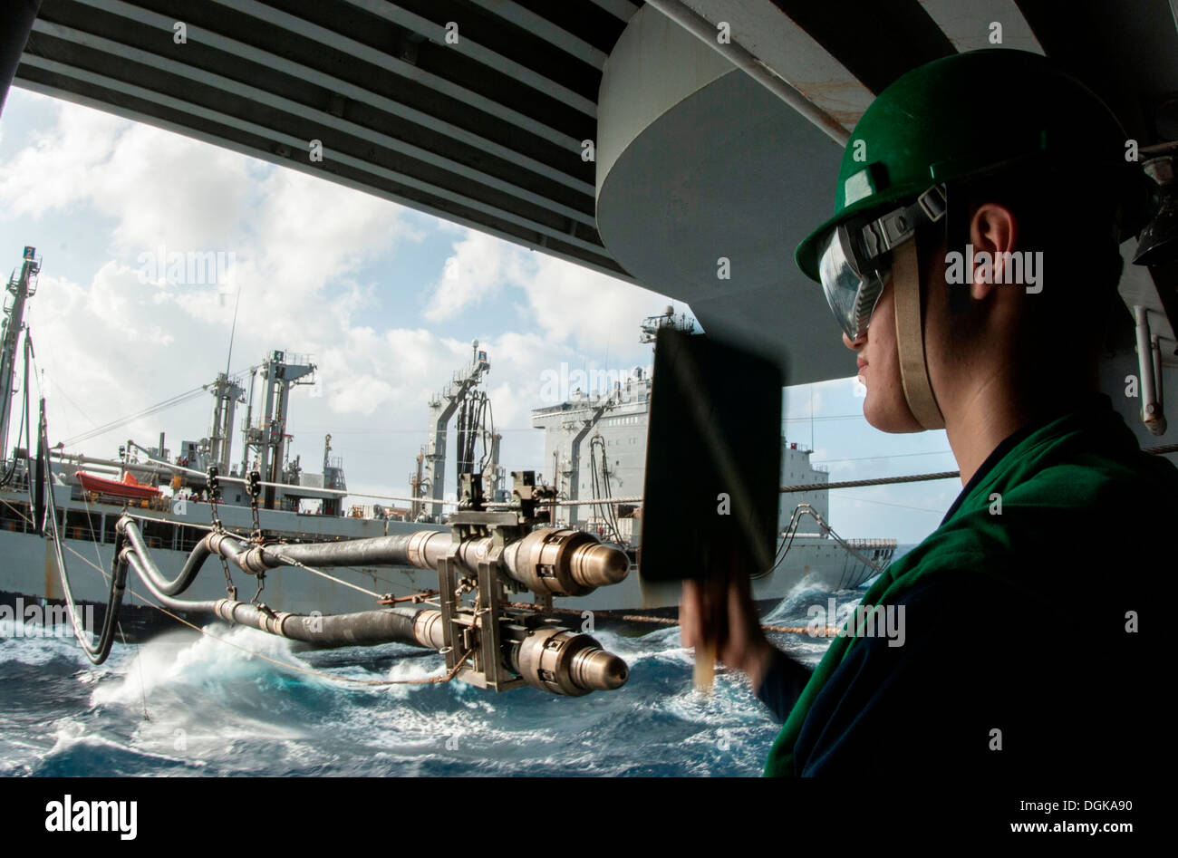 SOUTH CHINA SEA (Oct. 20, 2013) Seaman Austin Klug, from Cedarburg, Wis ...