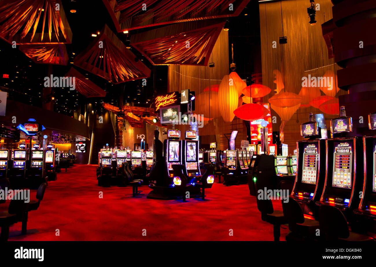 Casino slot hi-res stock photography and images - Alamy