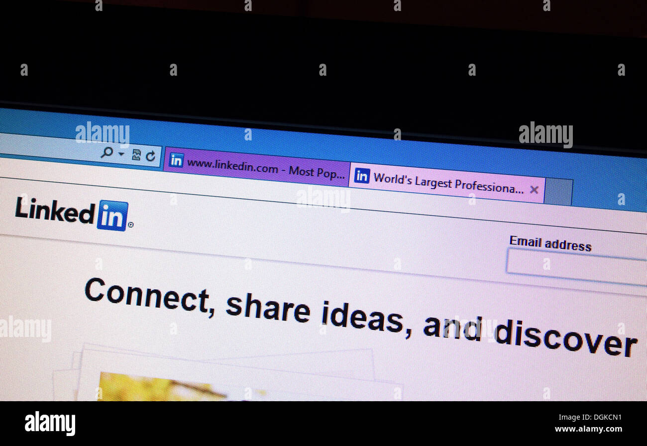 Linkedin web site Stock Photo - Alamy