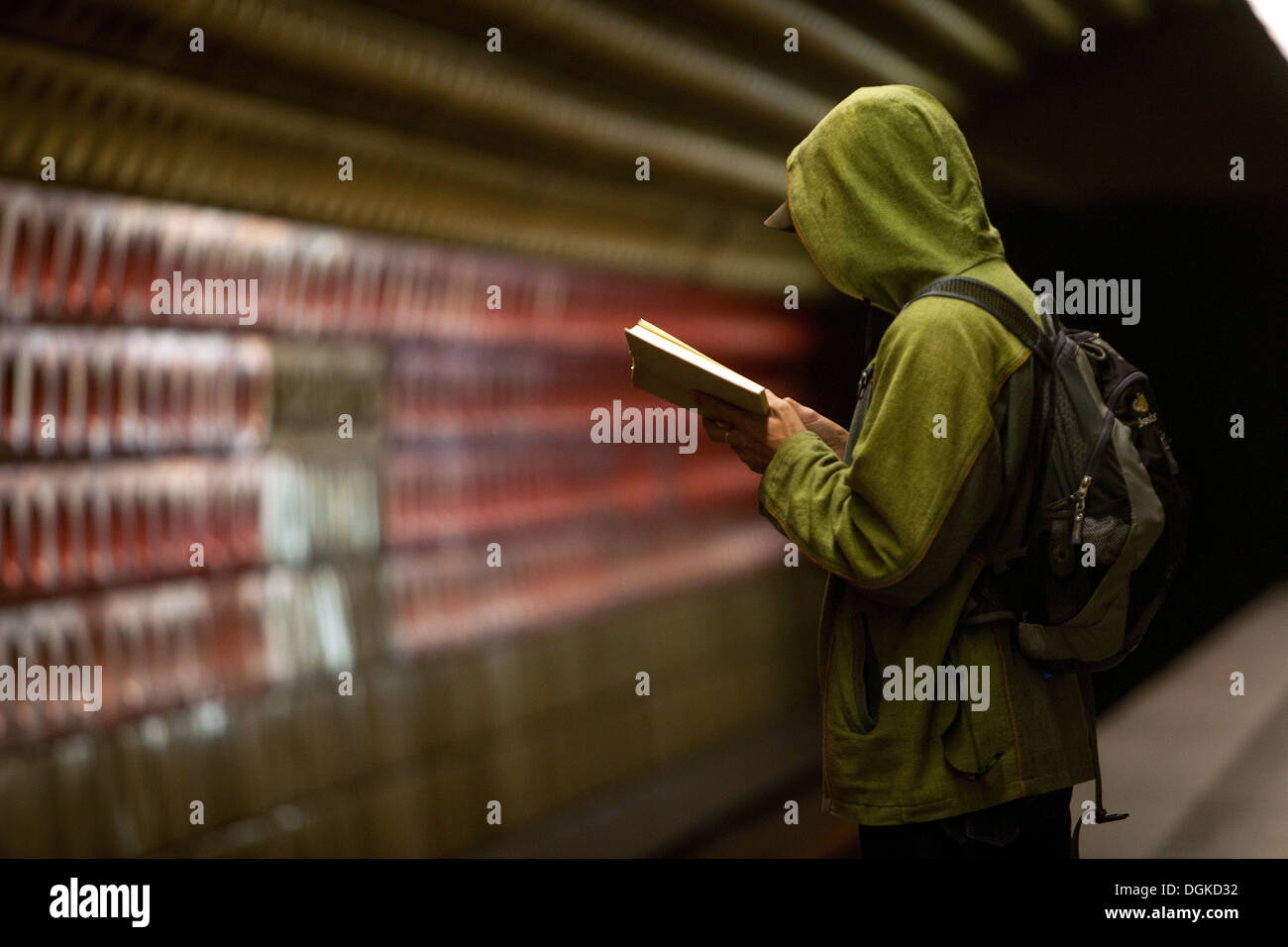 Reading metro hi-res stock photography and images - Alamy