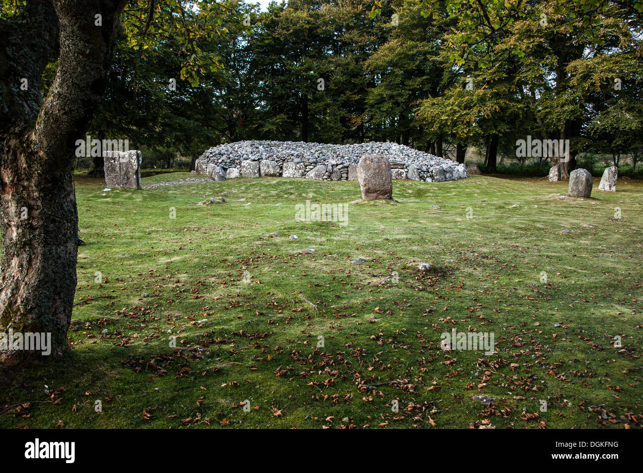 The neolithic burial chambers known as Balnuaran of Clava Stock Photo ...
