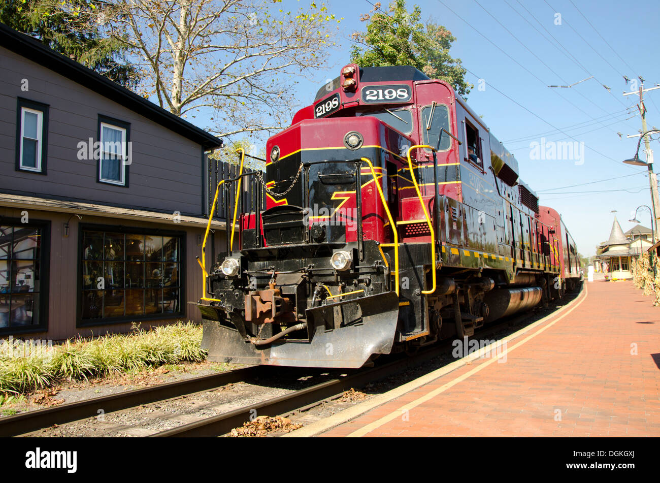Diesel railroad locomotive hi-res stock photography and images - Alamy