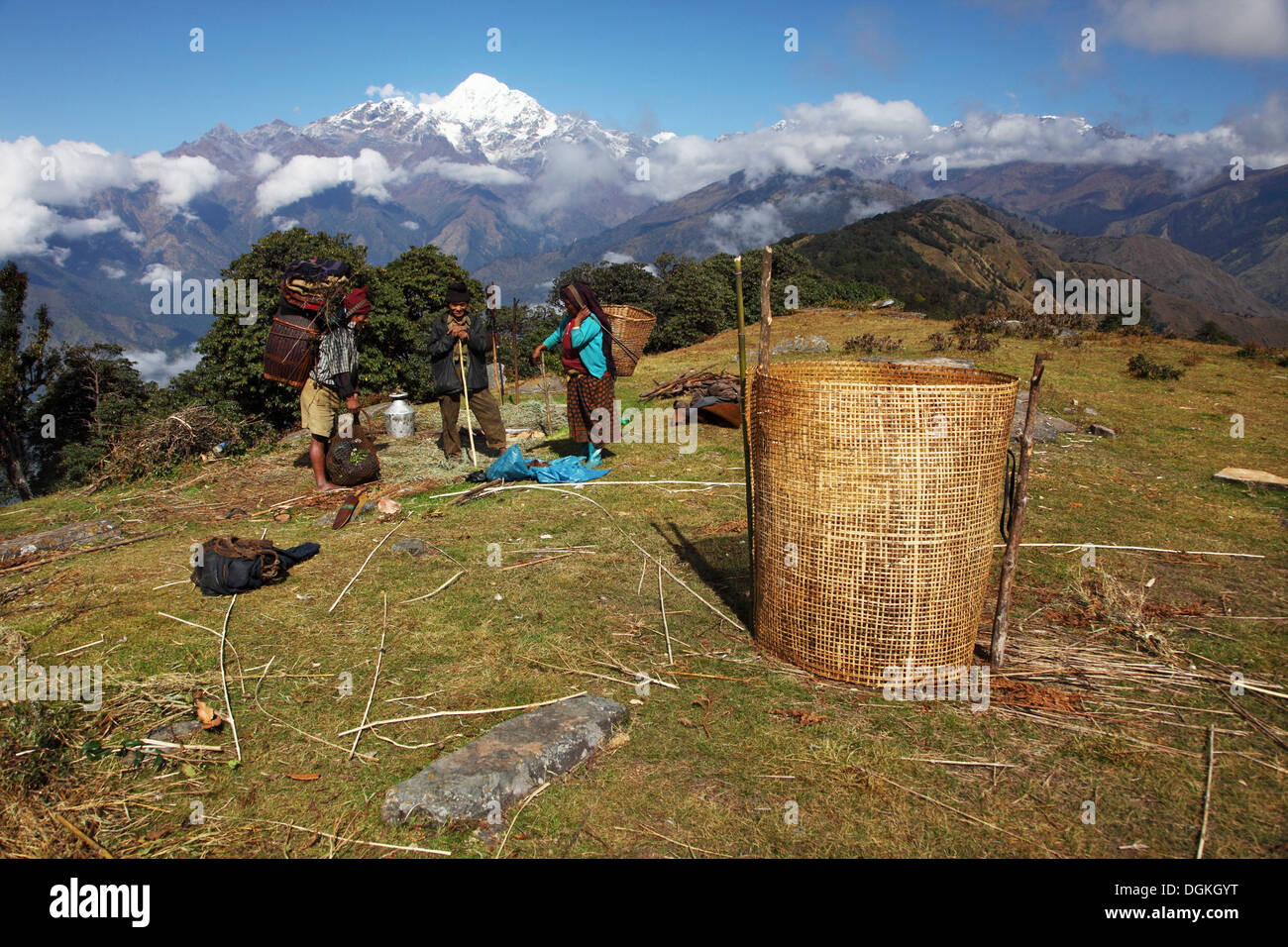 Coversation hi-res stock photography and images - Alamy