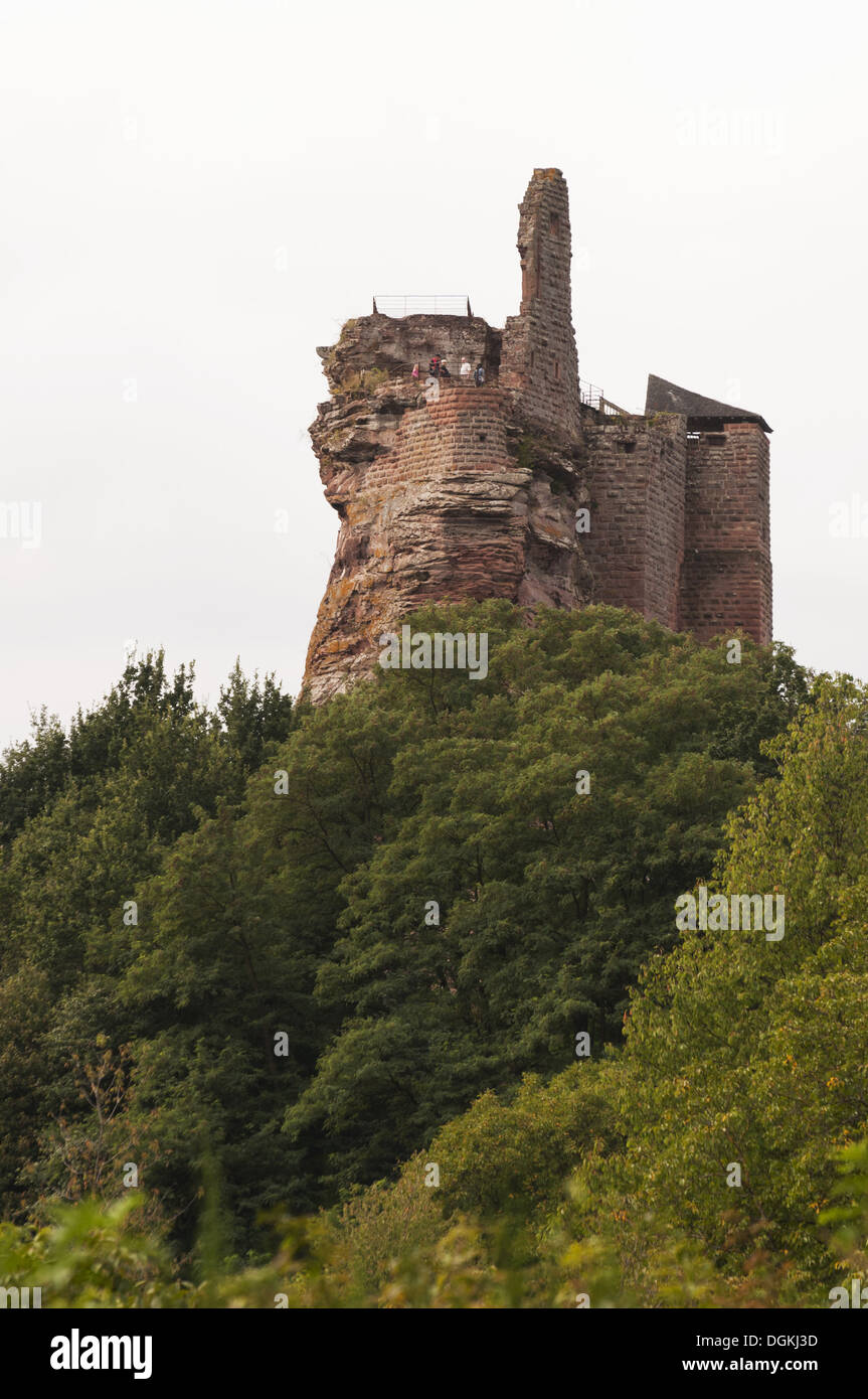 Chateau ruins hi-res stock photography and images - Alamy
