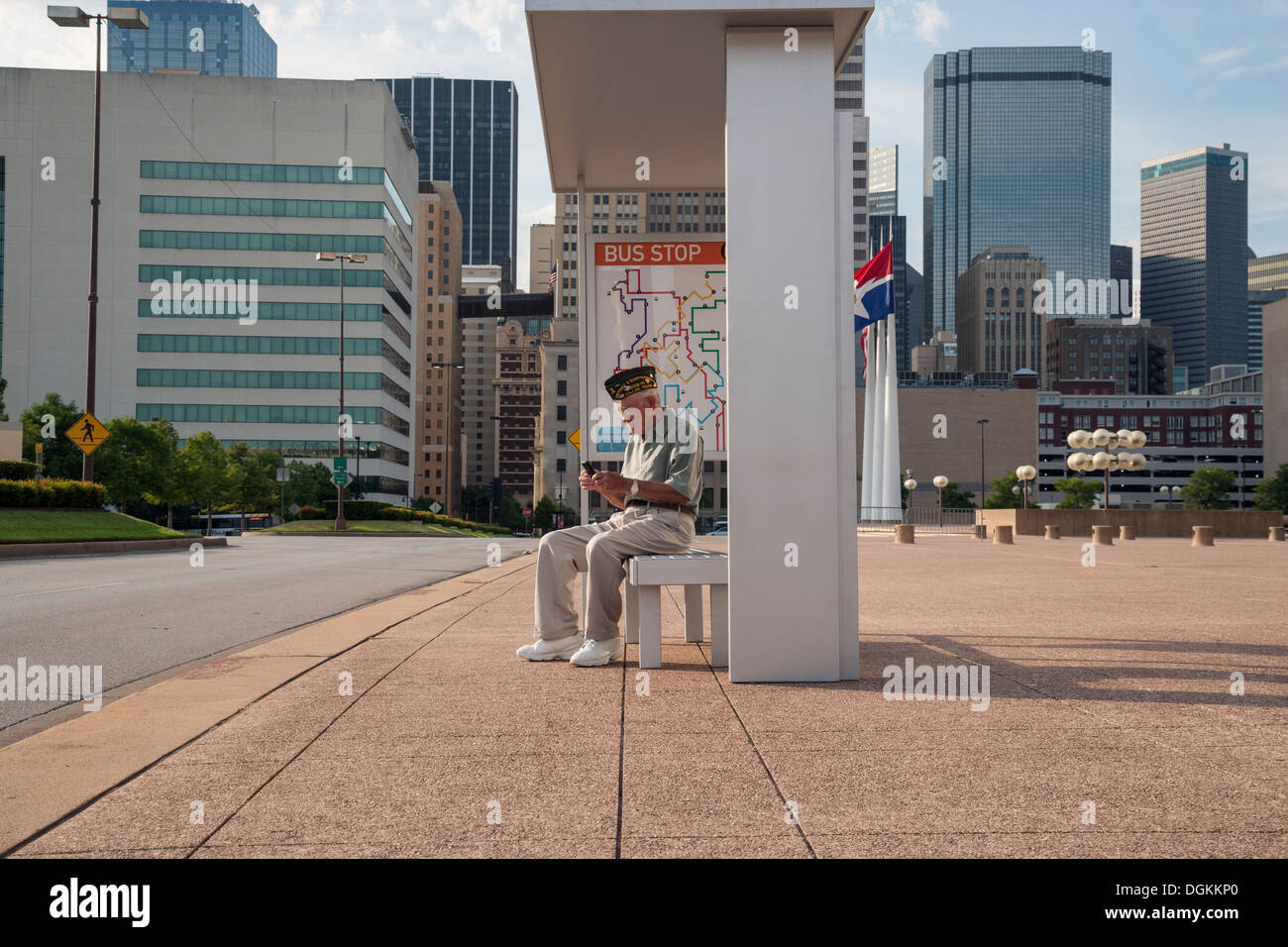 Curbside bus stop hi-res stock photography and images - Alamy