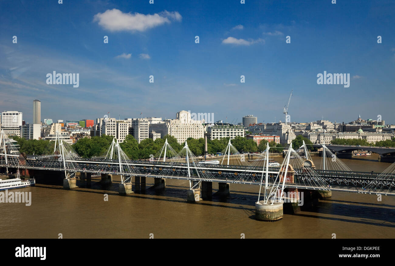 Charing crossing bridge hi-res stock photography and images - Alamy