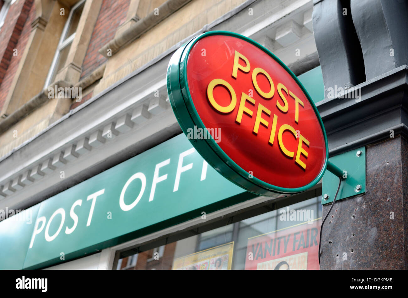 Post office uk hi-res stock photography and images - Alamy