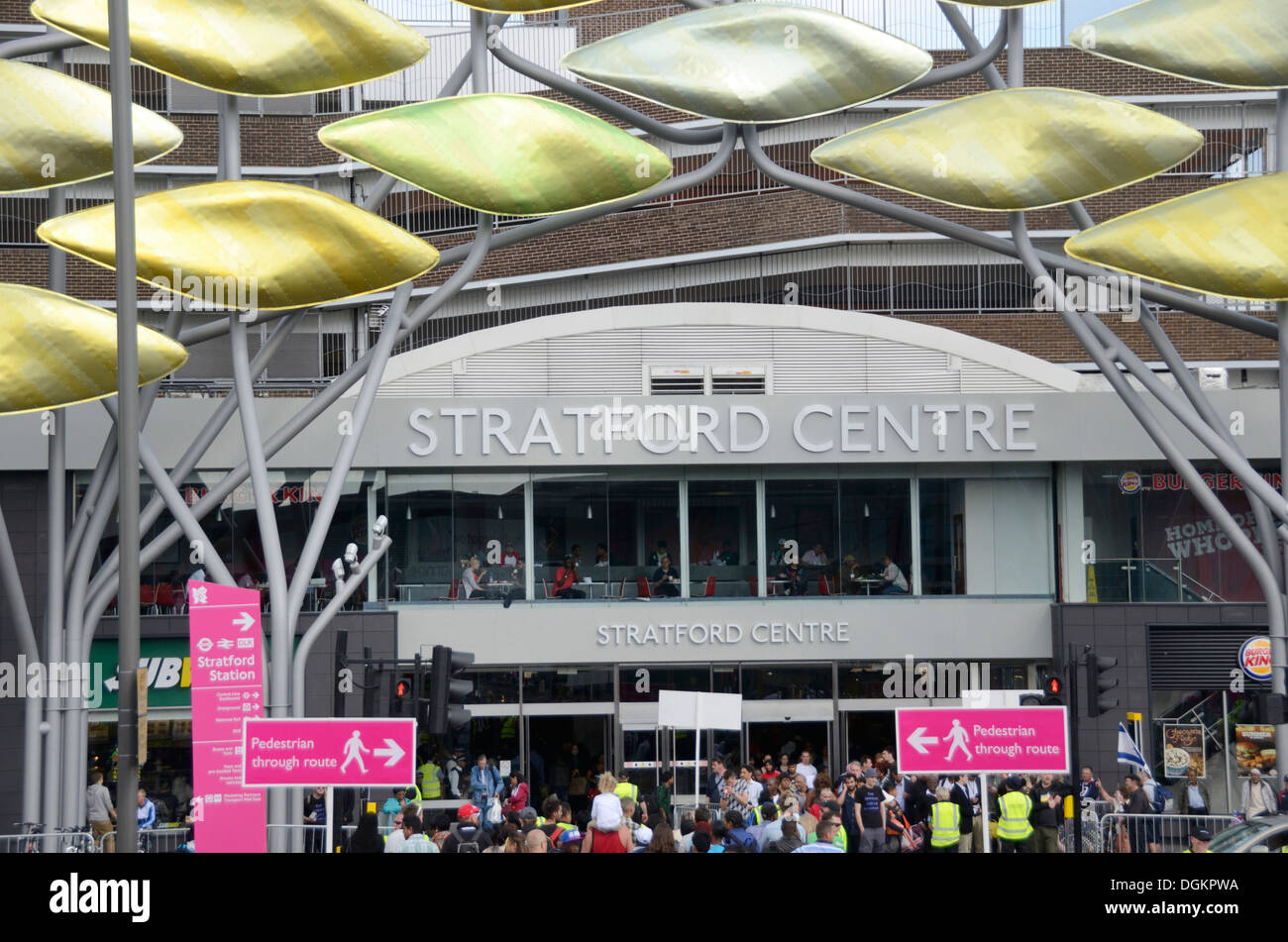 Stratford shopping centre inside hi-res stock photography and images ...