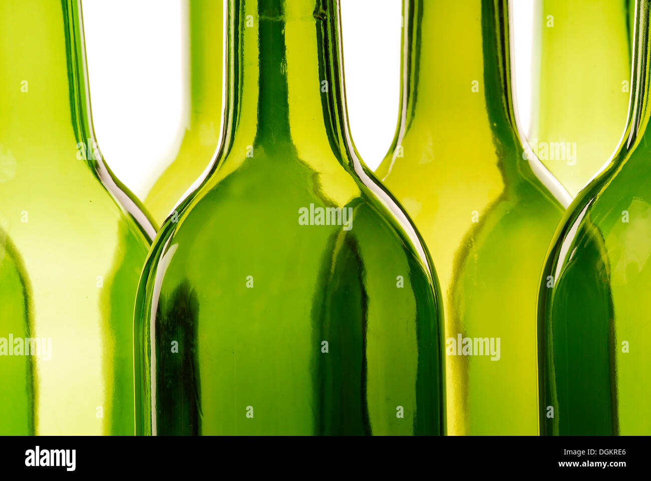 Empty bottles hi-res stock photography and images - Alamy