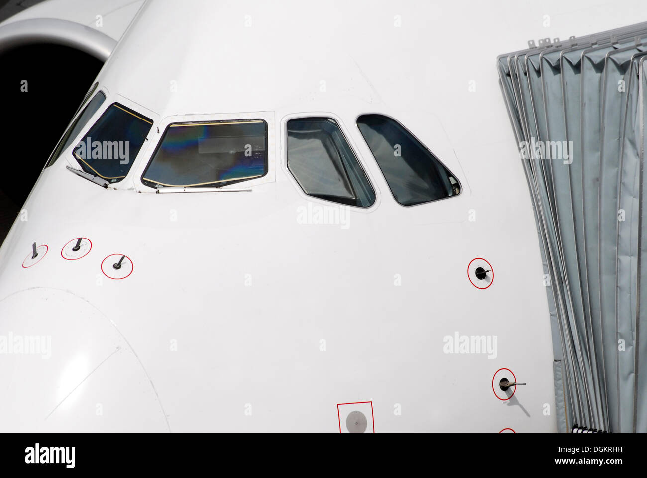 Airbus cockpit window hi-res stock photography and images - Alamy