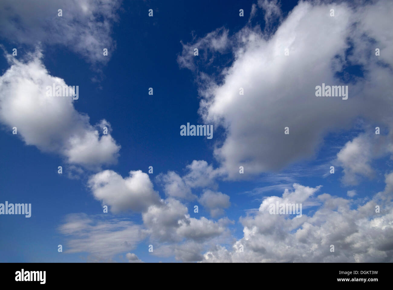 Nice weather clouds hi-res stock photography and images - Alamy