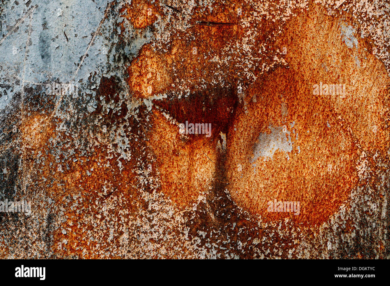 Weathered metal walls hi-res stock photography and images - Alamy