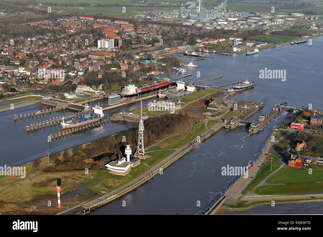 Lock of the Kiel Canal, German: Nord-Ostsee-Kanal, NOK, aerial photo, Brunsbüttel, Schleswig ...