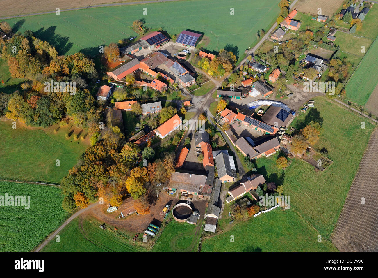 Circular Settlement Stock Photos & Circular Settlement Stock Images - Alamy