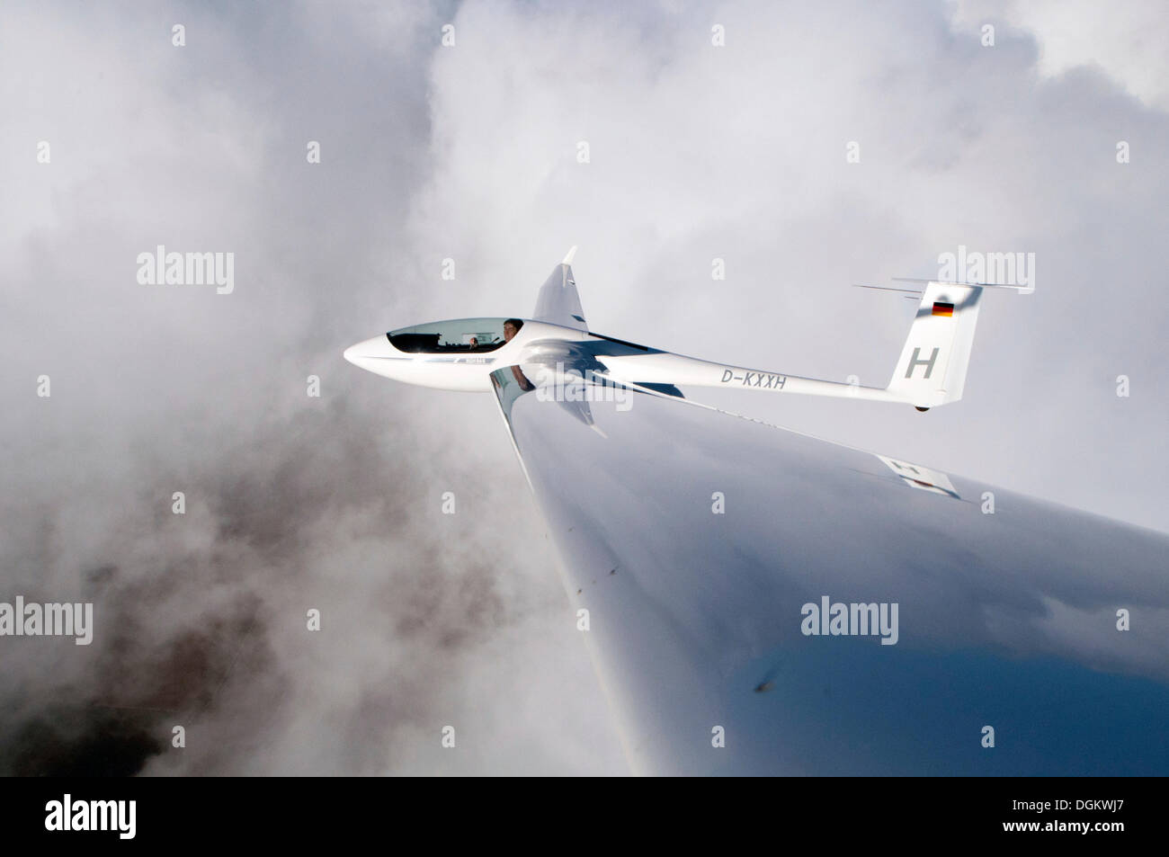 Fly ash hi-res stock photography and images - Alamy