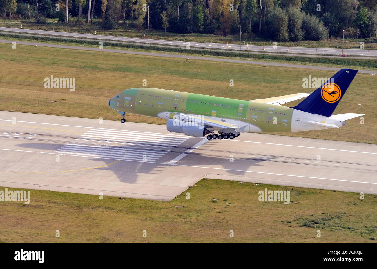 First a380 hi-res stock photography and images - Alamy