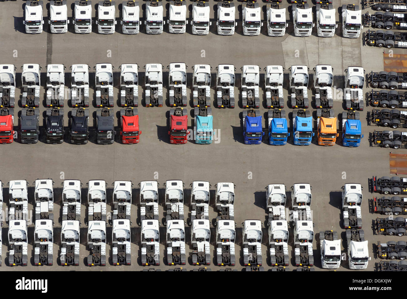 Parking lot for trucks hi-res stock photography and images - Alamy