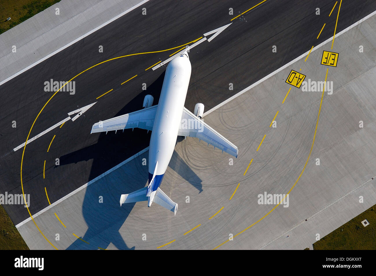 Airbus a300 600st hi-res stock photography and images - Alamy