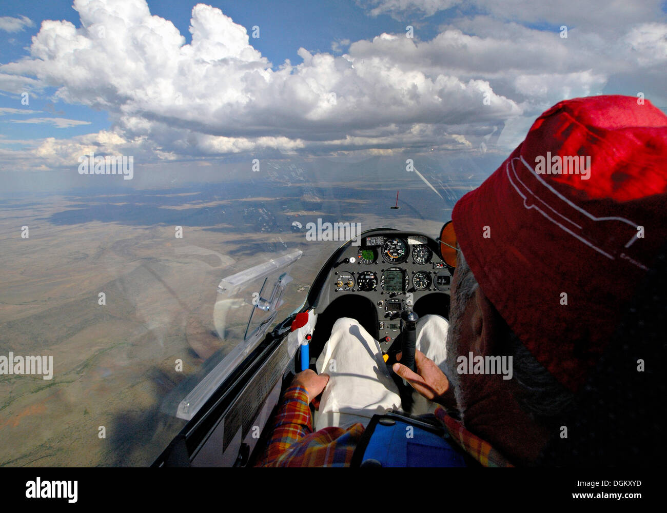 Glider cockpit sailplane hi-res stock photography and images - Alamy