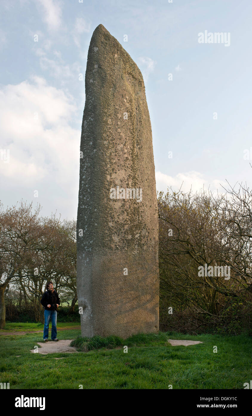 Menhir of Kerloas, tallest standing stone to remain erect in France ...