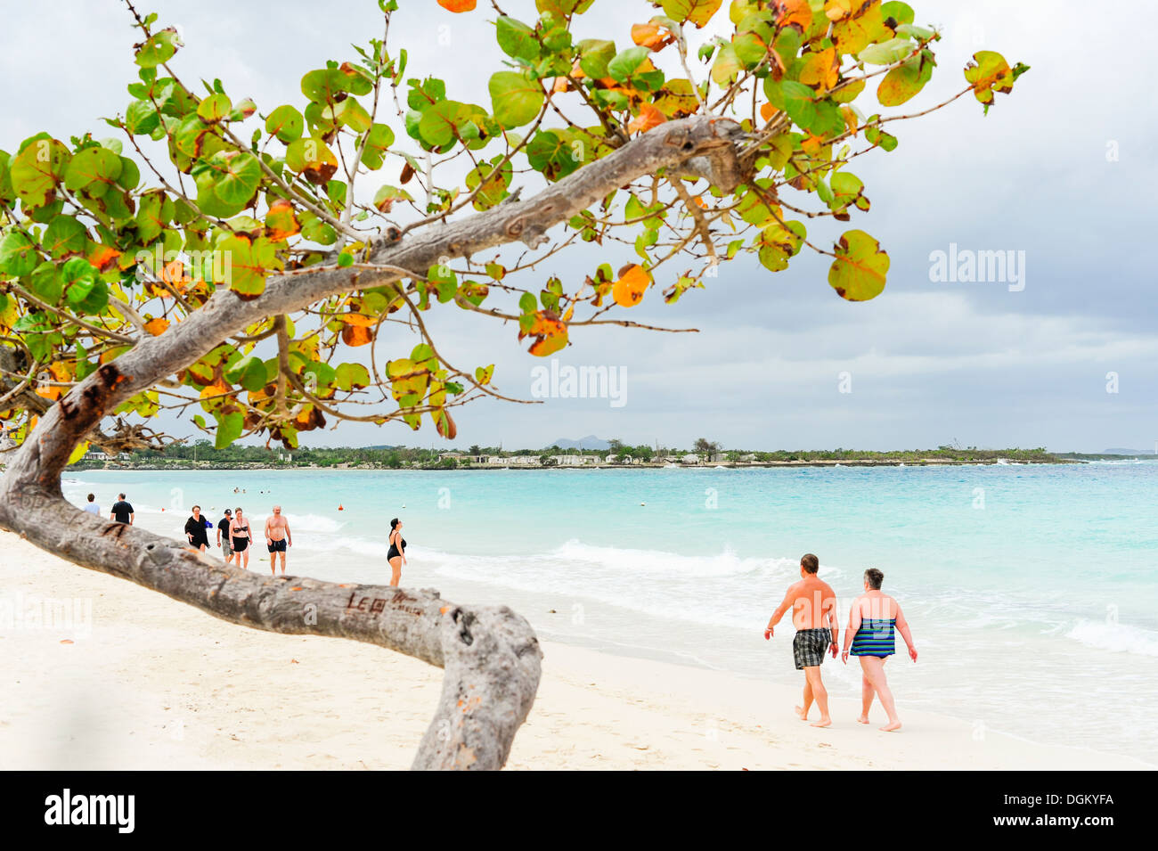 Cuba Holguin beach Stock Photo - Alamy