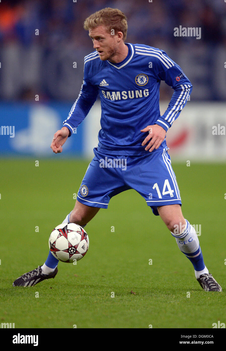 Soccer chelsea schuerrle hi-res stock photography and images - Alamy