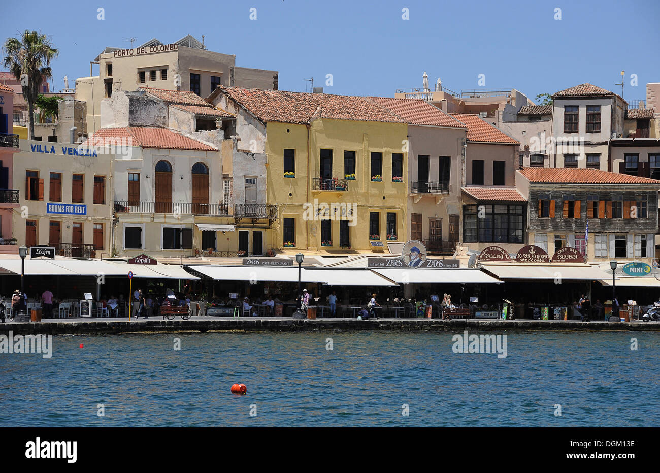 Streets shops chania crete hi-res stock photography and images - Alamy