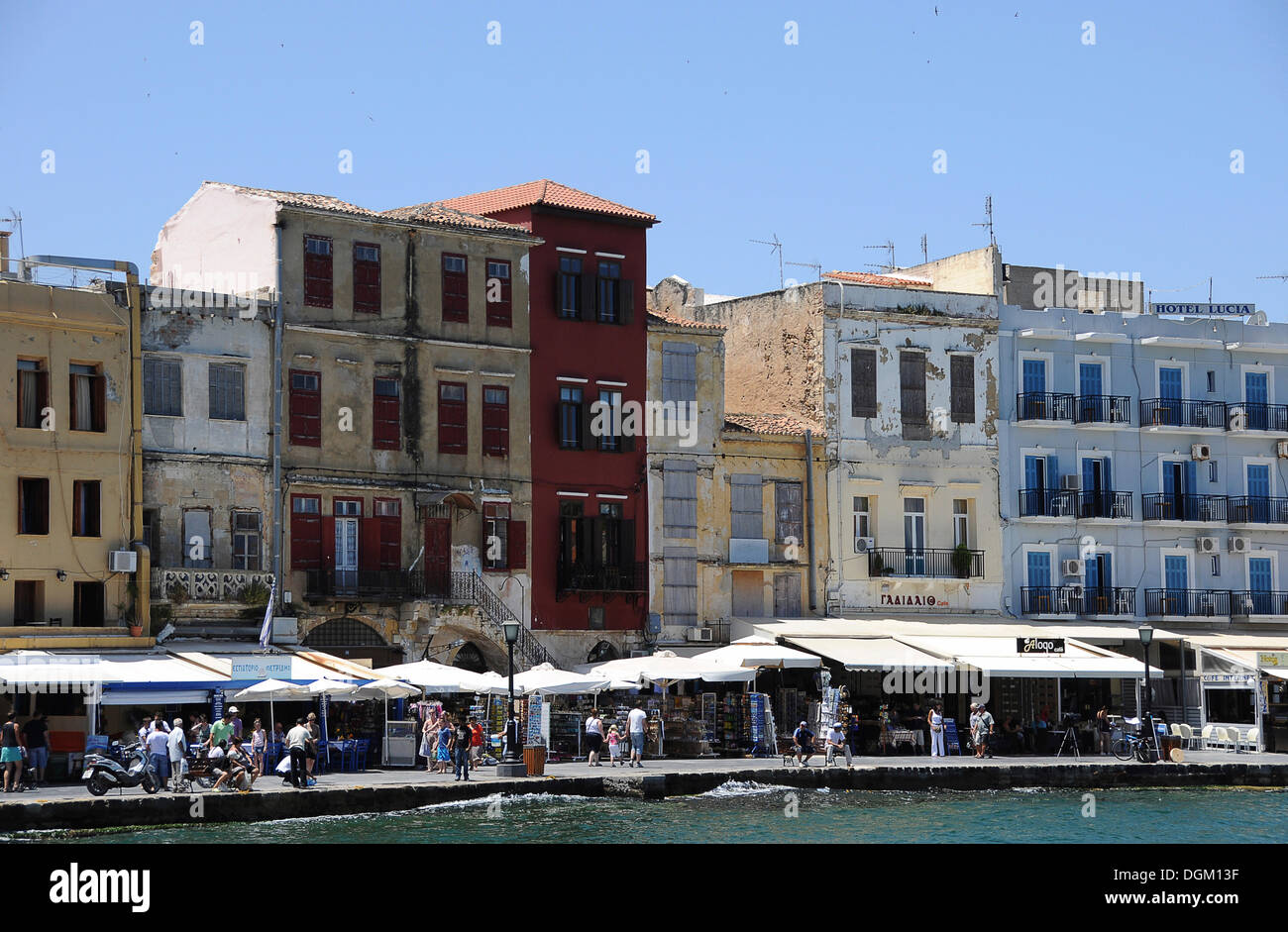 Streets shops chania crete hi-res stock photography and images - Alamy