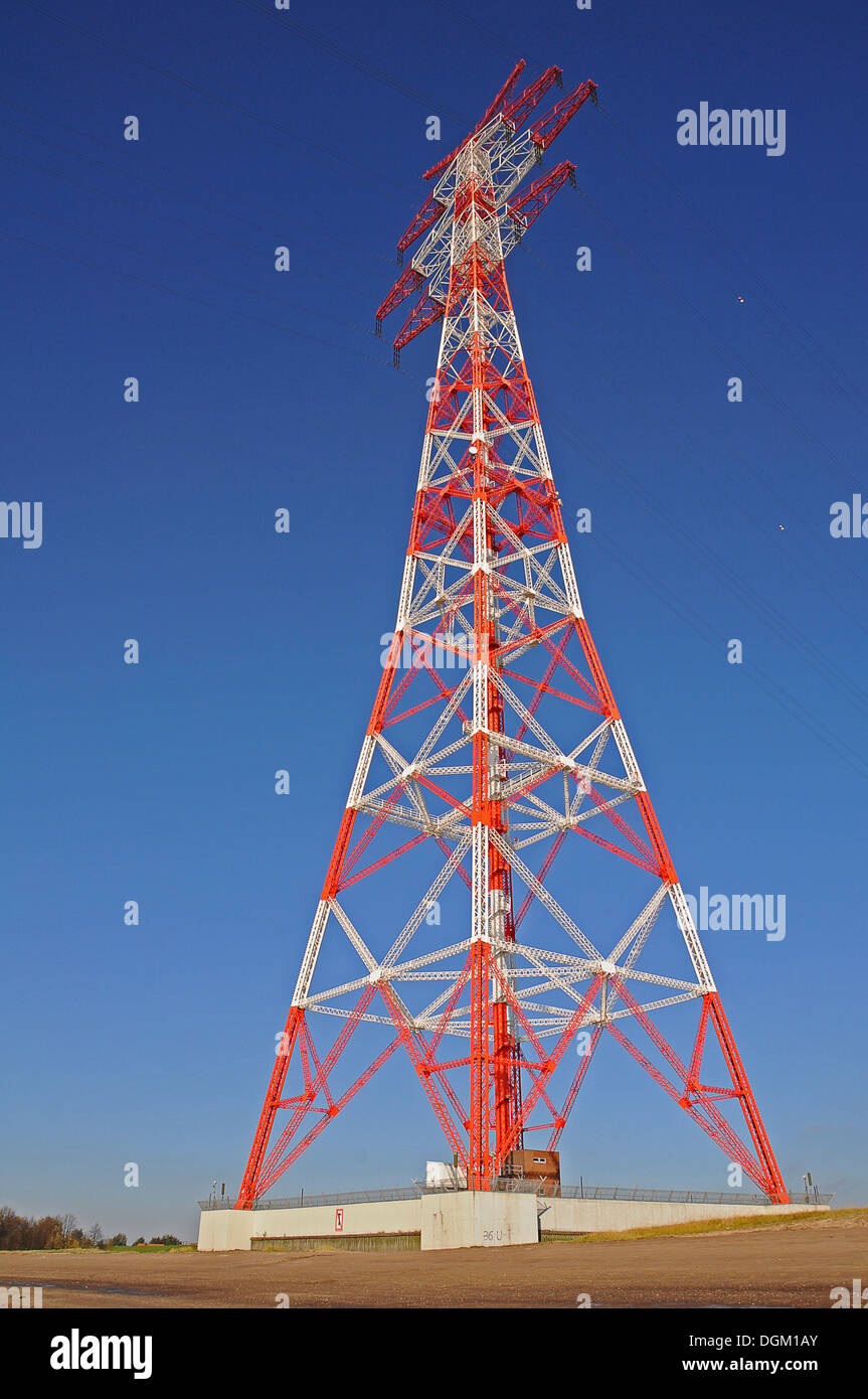 Highest transmission lines hi-res stock photography and images - Alamy