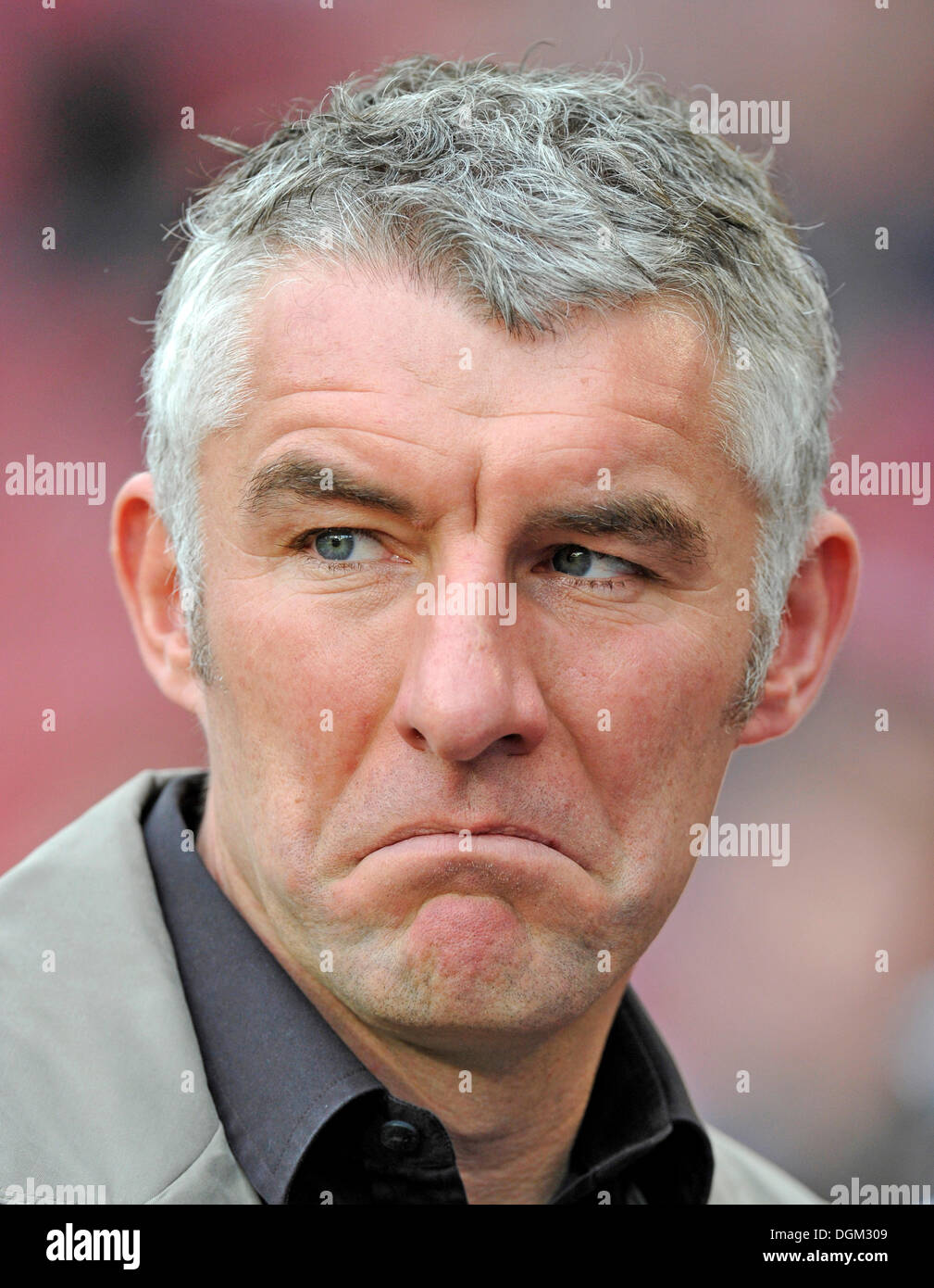 Mirko slomka trainer hi-res stock photography and images - Alamy