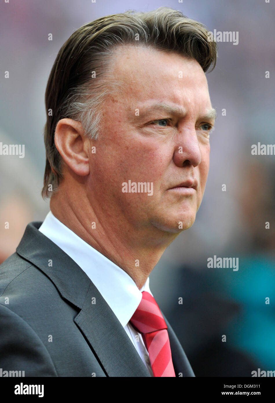 Aloysius Paulus Maria Louis van Gaal, coach of FC Bayern Munich Stock ...