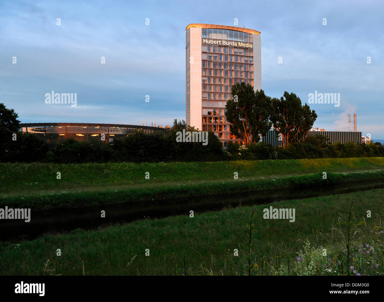 Administration building Hubert BURDA, media center and printing site ...