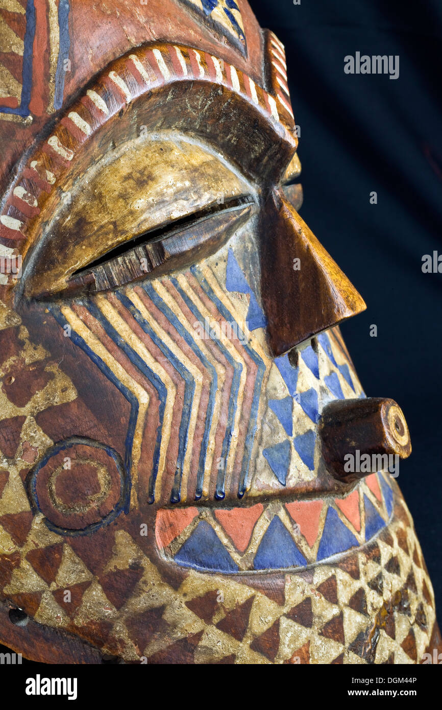 Bantu tribe hi-res stock photography and images - Alamy