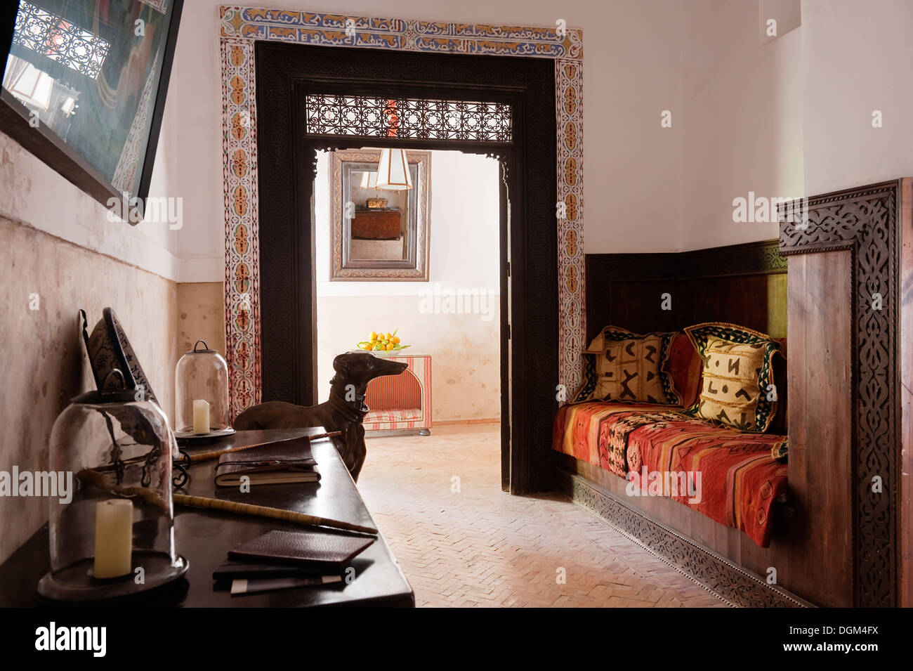 Hallway to Moroccan home Stock Photo - Alamy