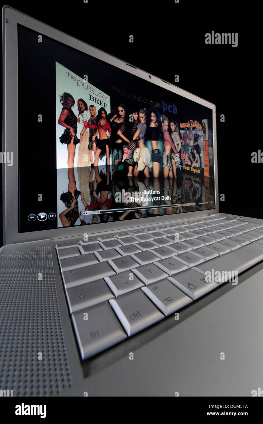 Laptop pc hi-res stock photography and images - Alamy