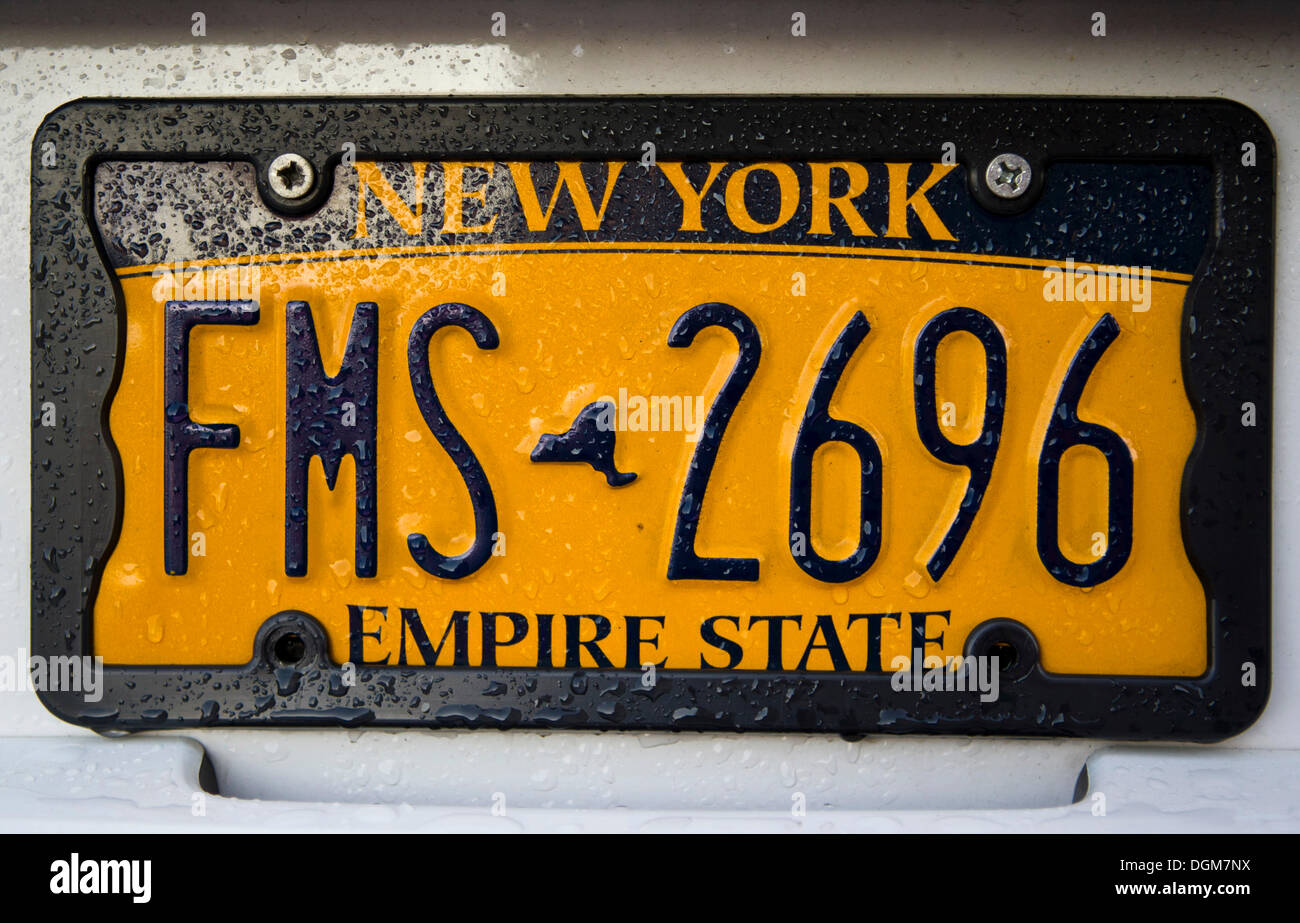 Licence number plate of the State of New York, USA Stock Photo - Alamy