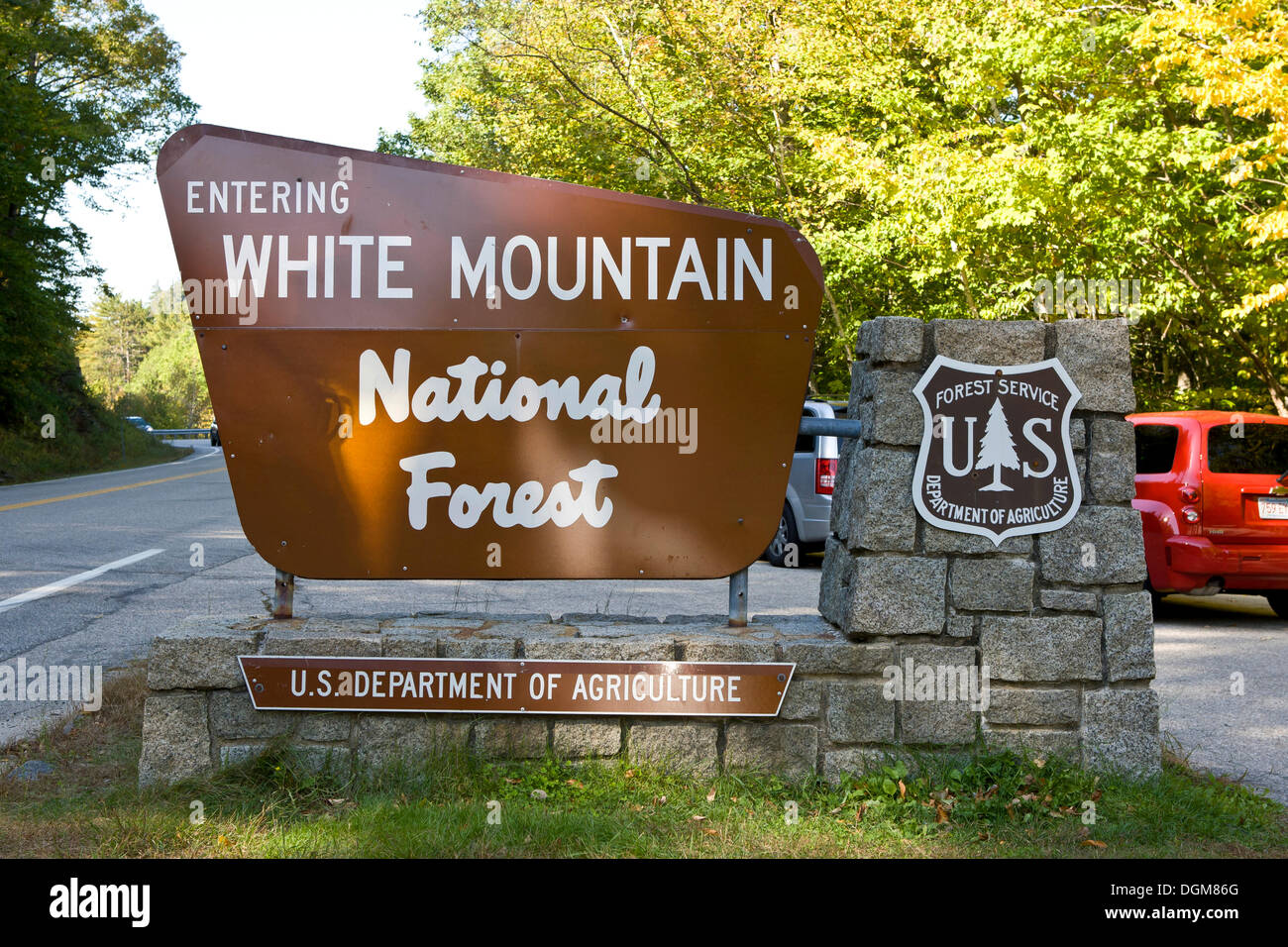 Sign of the White Mountain National Park, New Hampshire, New England ...