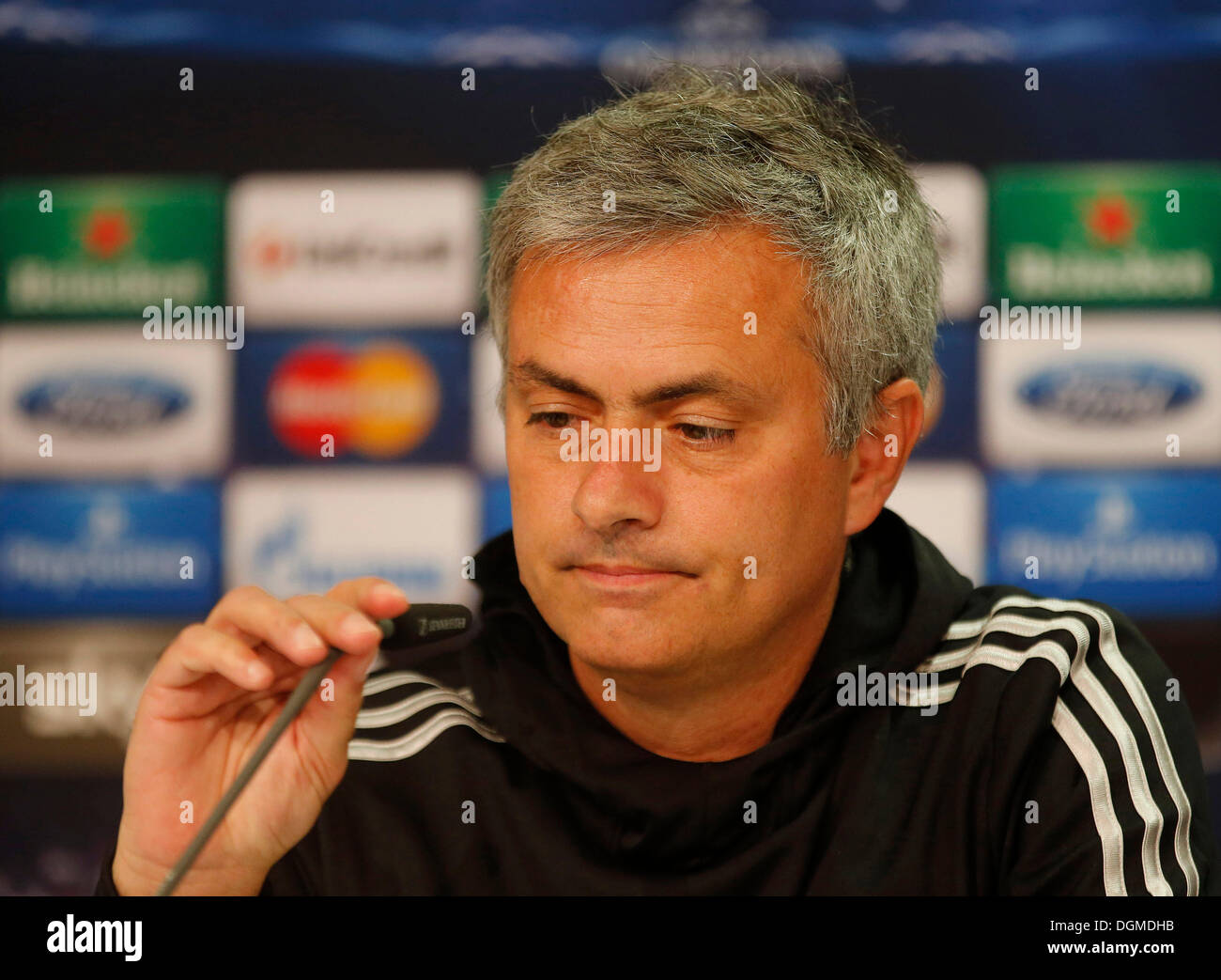 Flughafen trainer hi-res stock photography and images - Alamy