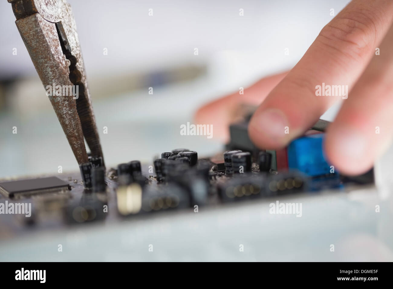 Hand held device hi-res stock photography and images - Alamy