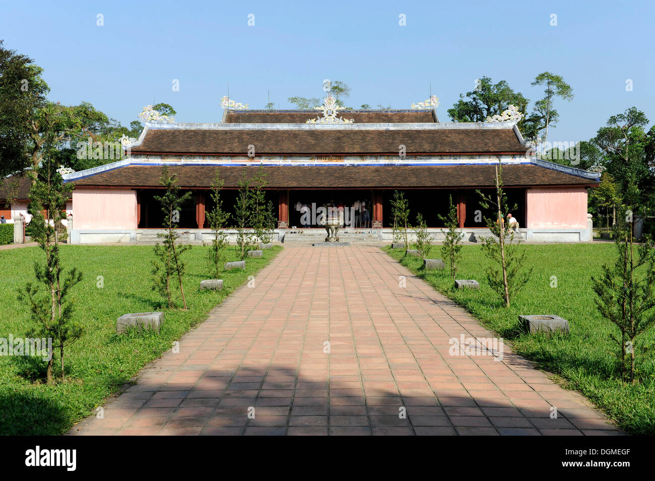 Thien Mu Pagoda, Hue, North Vietnam, Vietnam, Southeast Asia, Asia ...