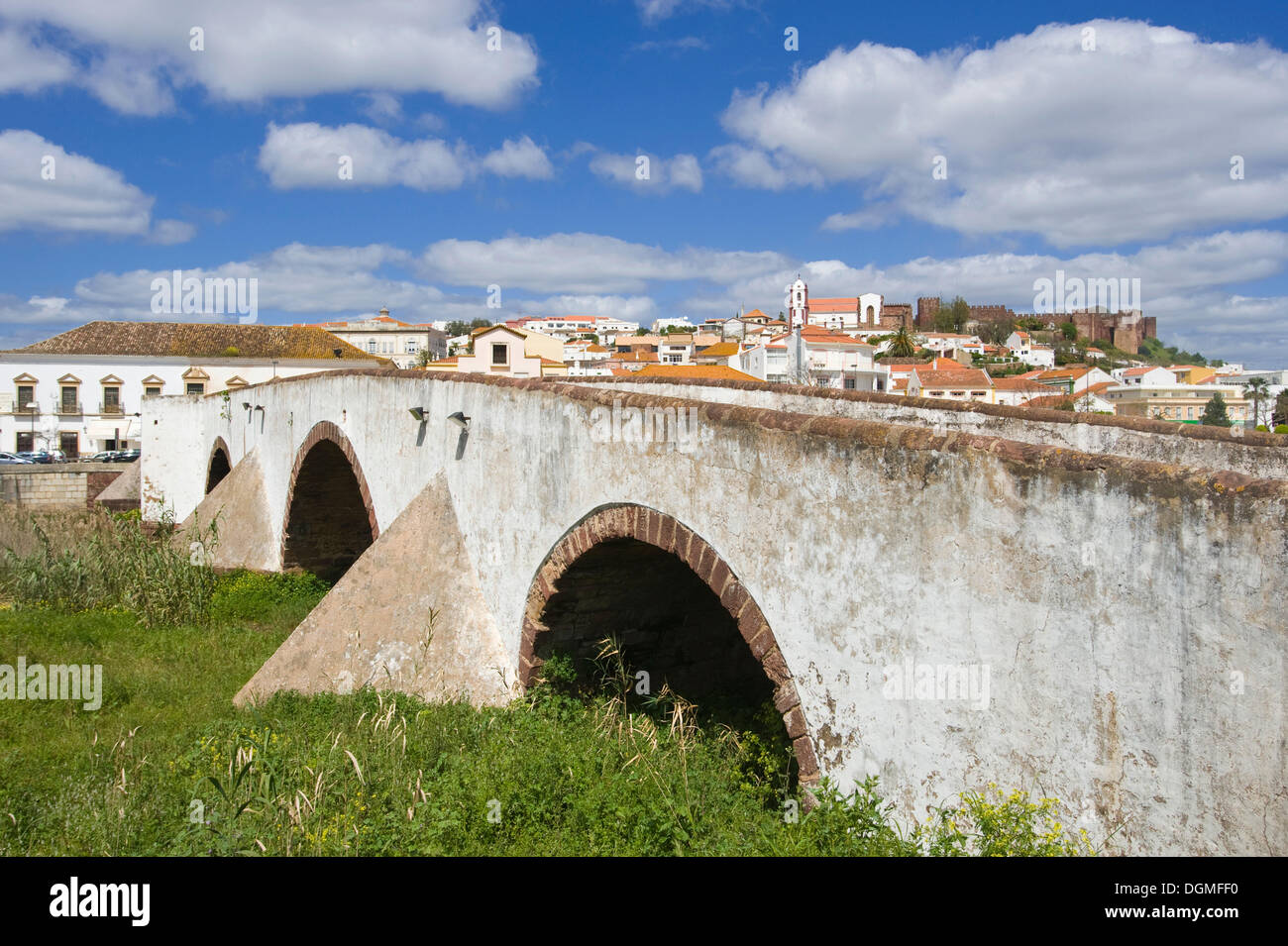 Ponte Velha or Ponte Romana bridge crossing the Rio Arade river, Silves ...