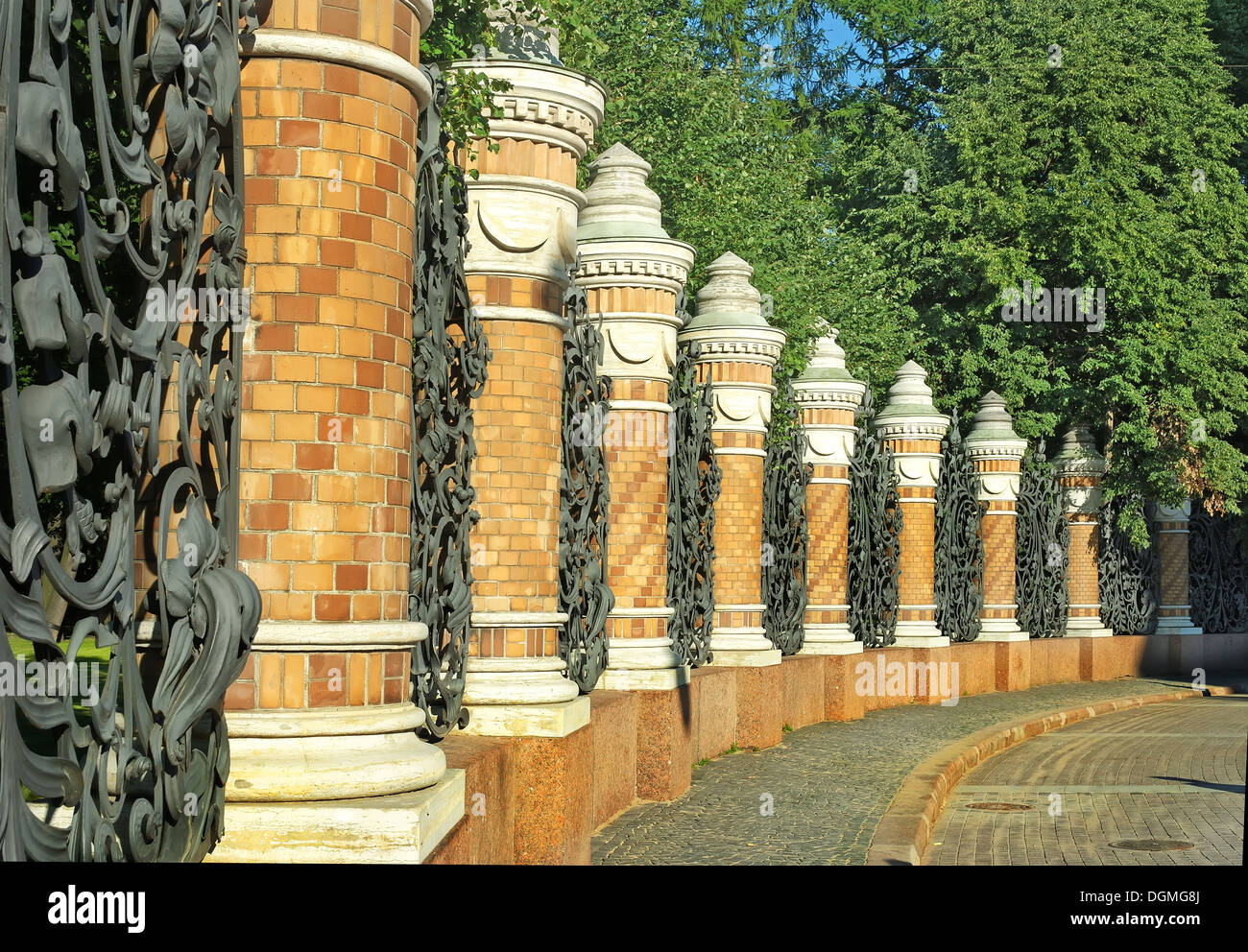 the beautiful grill of Mikhailovsky garden Stock Photo - Alamy
