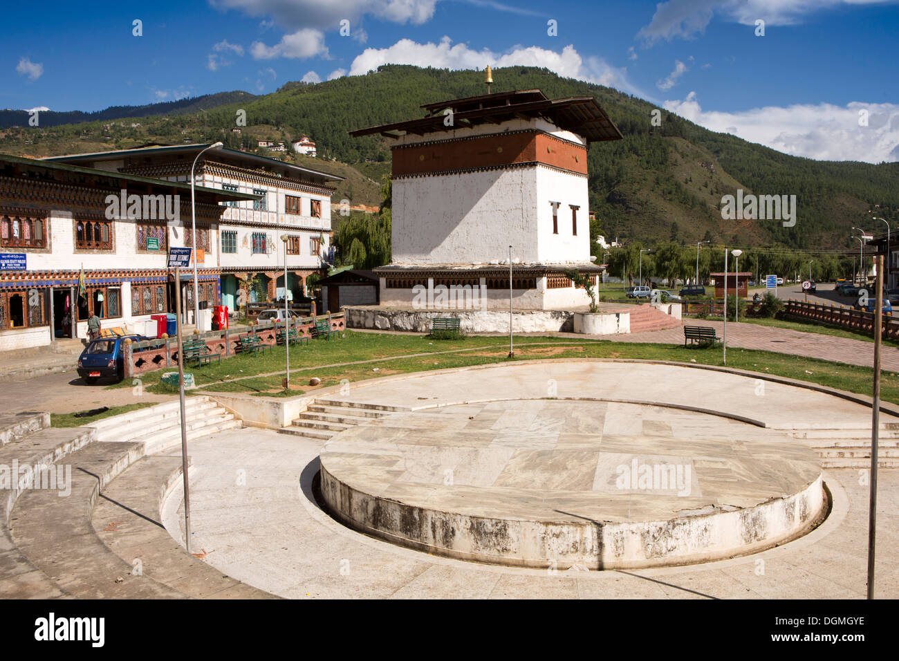 Bhutan paro bazaar large chorten hi-res stock photography and images ...