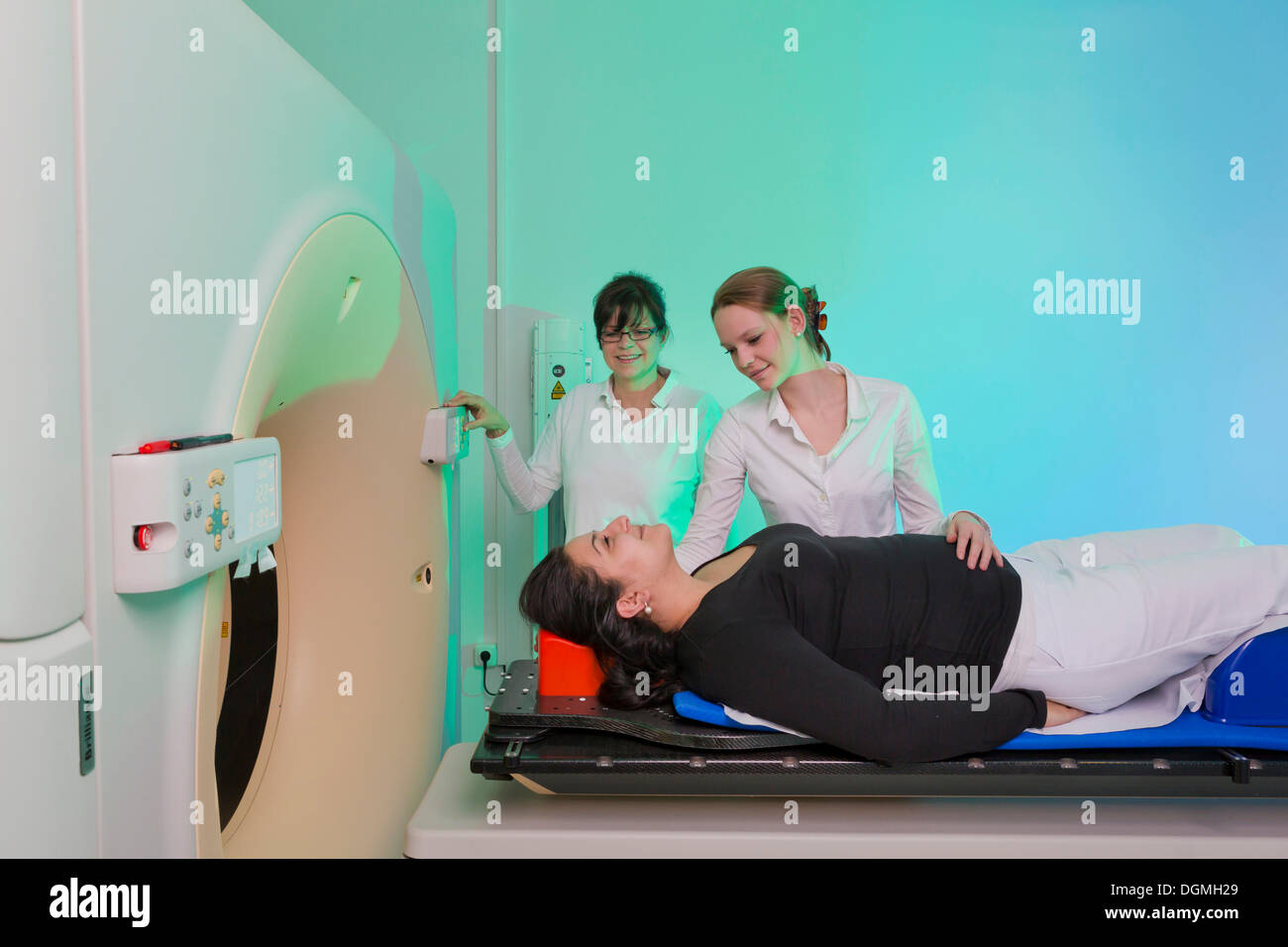 Computed tomography hi-res stock photography and images - Alamy