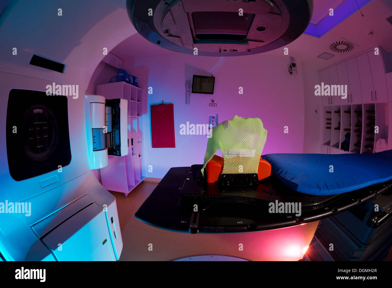 Mask used for holding the head in position in a linear particle ...