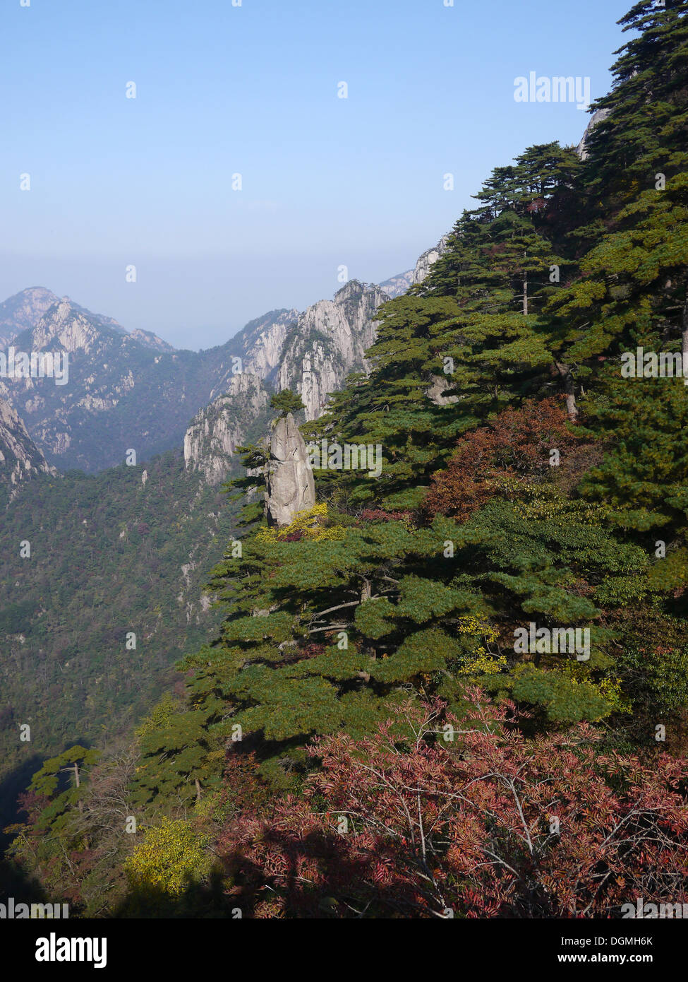 Mt huashan china hi-res stock photography and images - Alamy