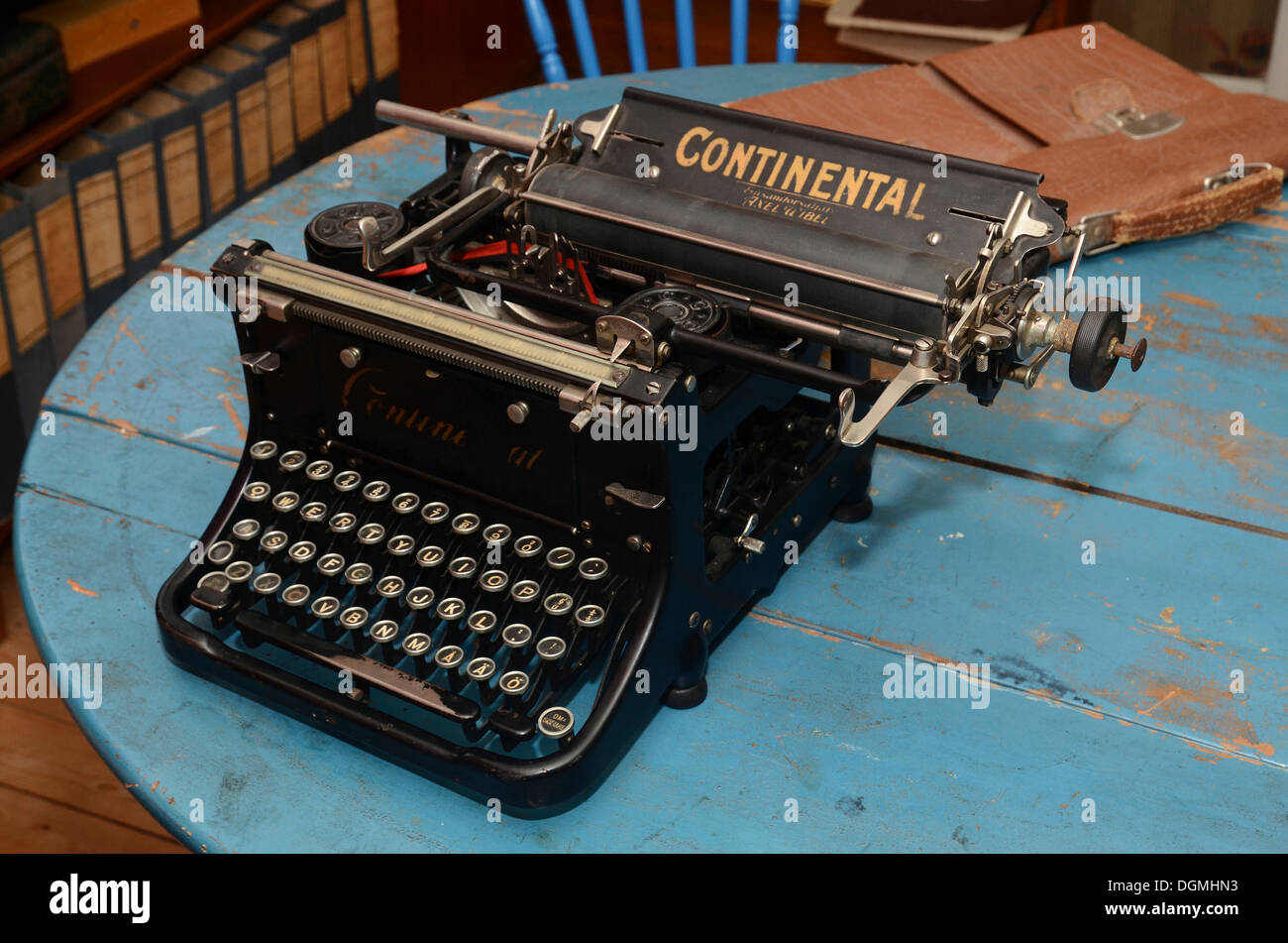 Old typewriter in old office Stock Photo - Alamy