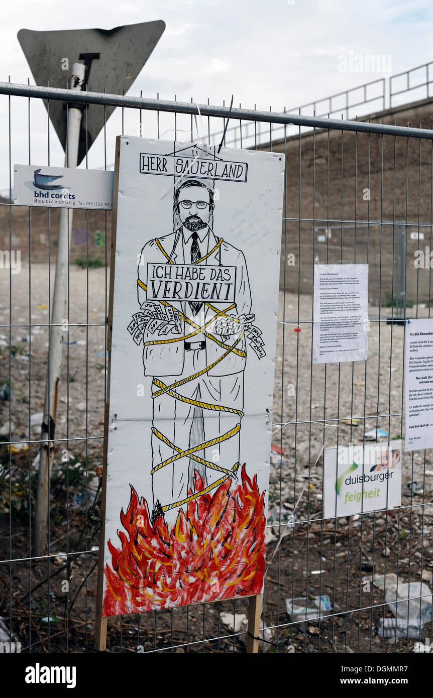 Crowd drawing hi-res stock photography and images - Alamy